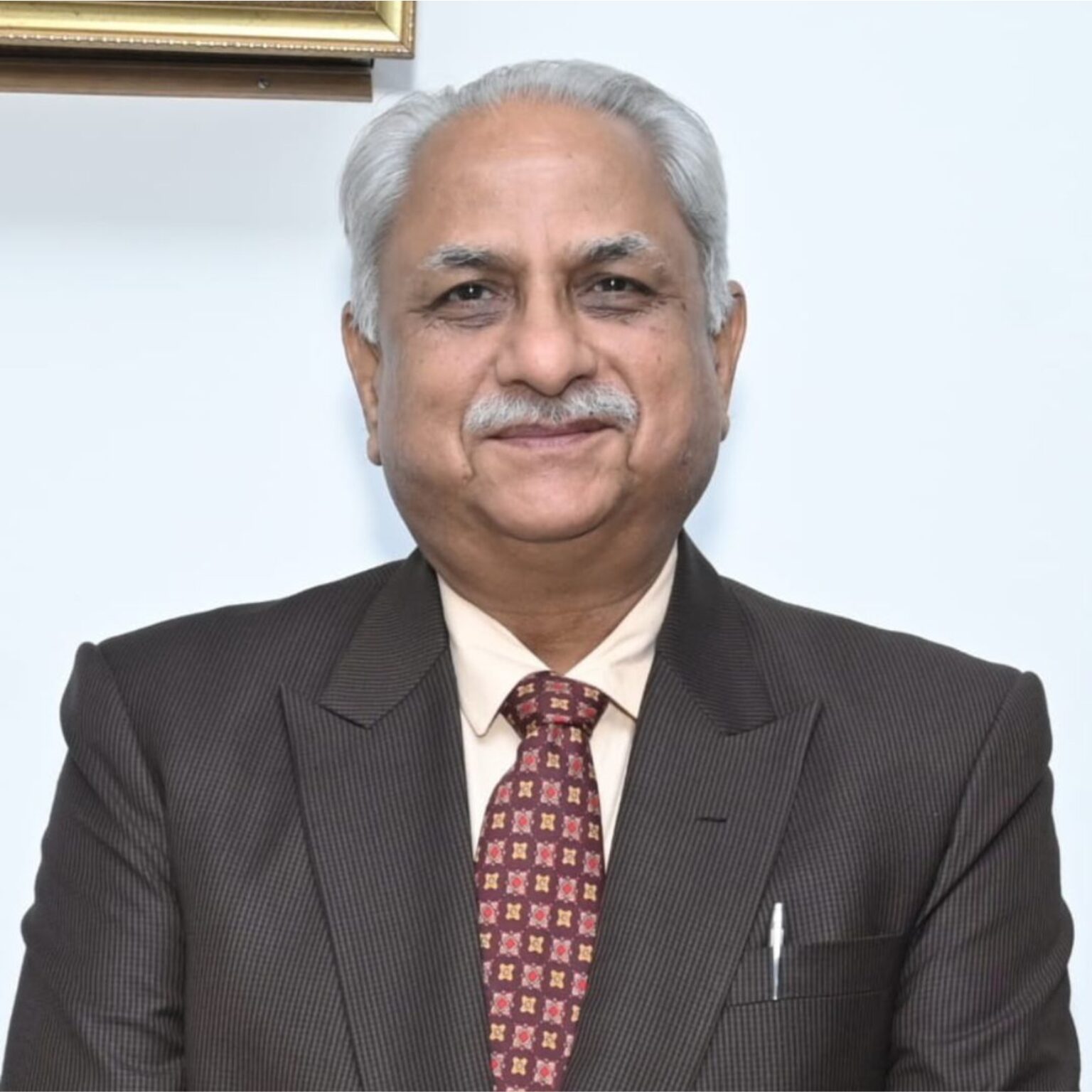 Our Leadership Team - Mima Institute of Management